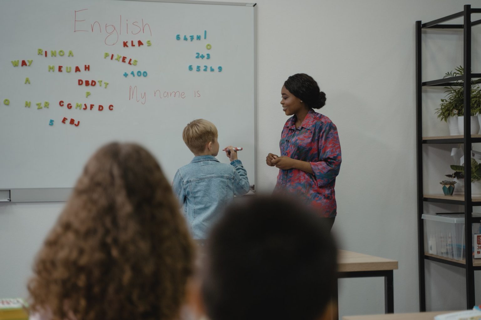 Como usar o Present Perfect Continuous - LF Idiomas